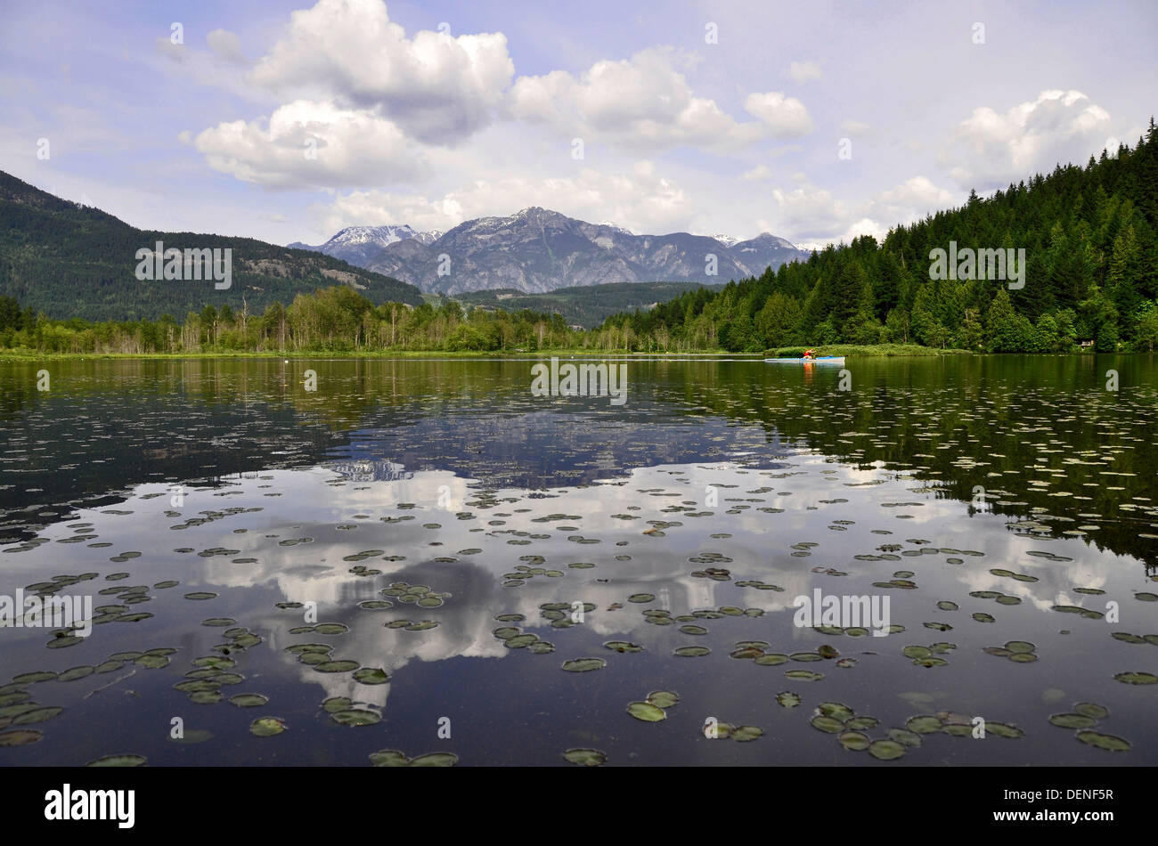 One mile lake hi-res stock photography and images - Alamy