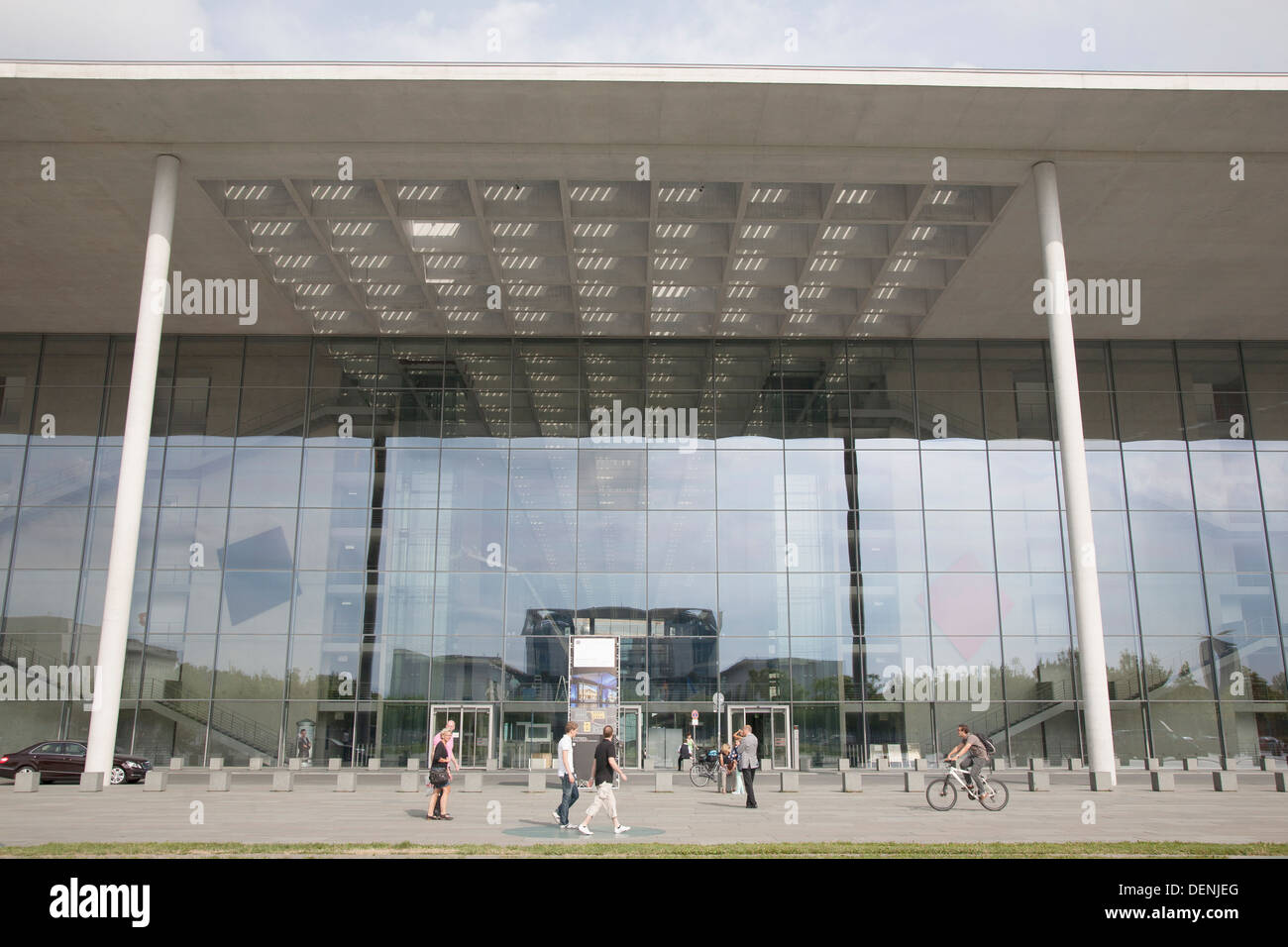 Paul Lobe Haus Building, Berlin, Germany Stock Photo - Alamy