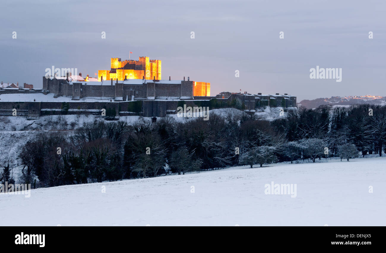 White cliffs dover winter hi-res stock photography and images - Alamy
