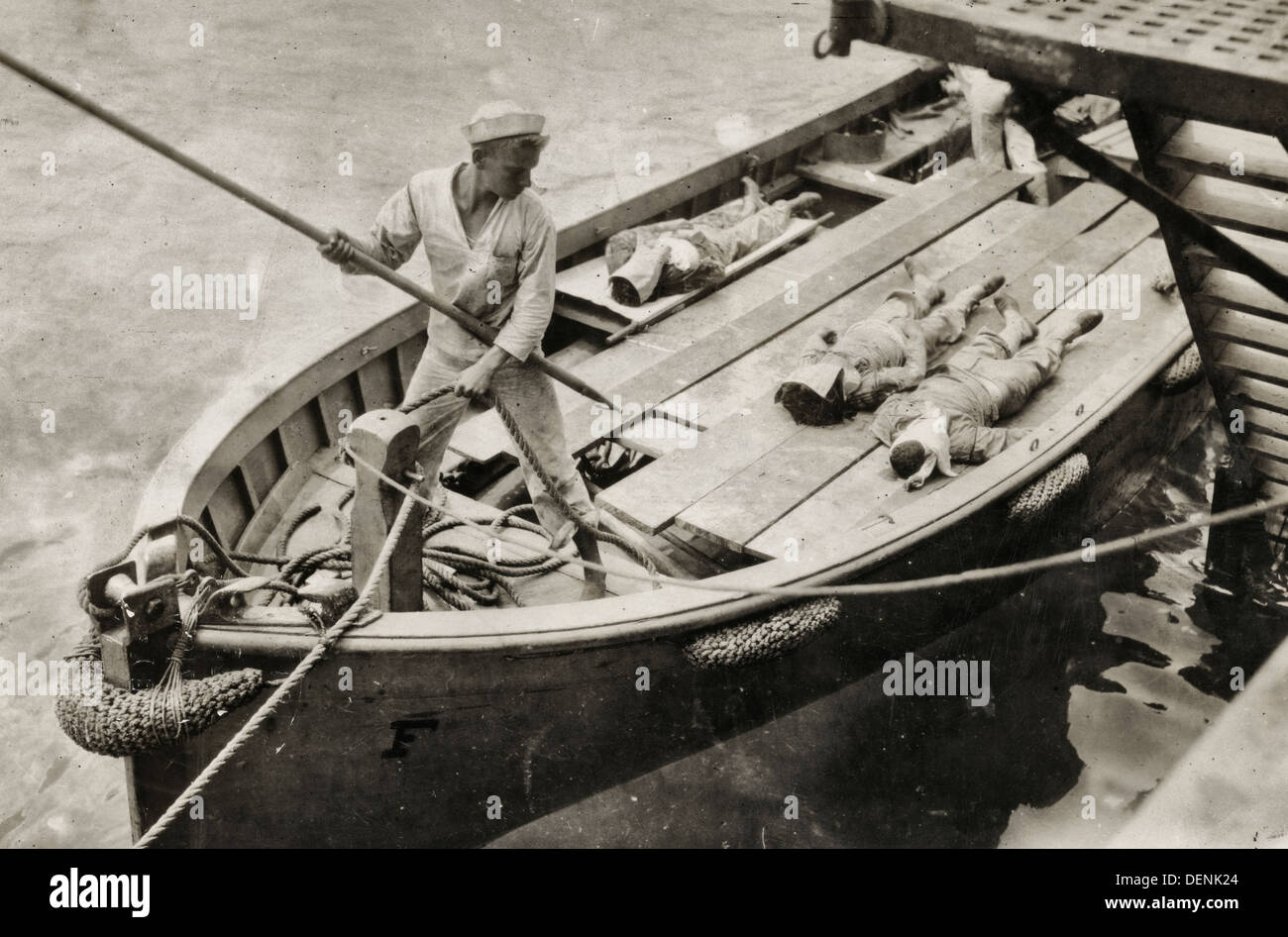 Dead Sailors Stock Photos & Dead Sailors Stock Images - Alamy