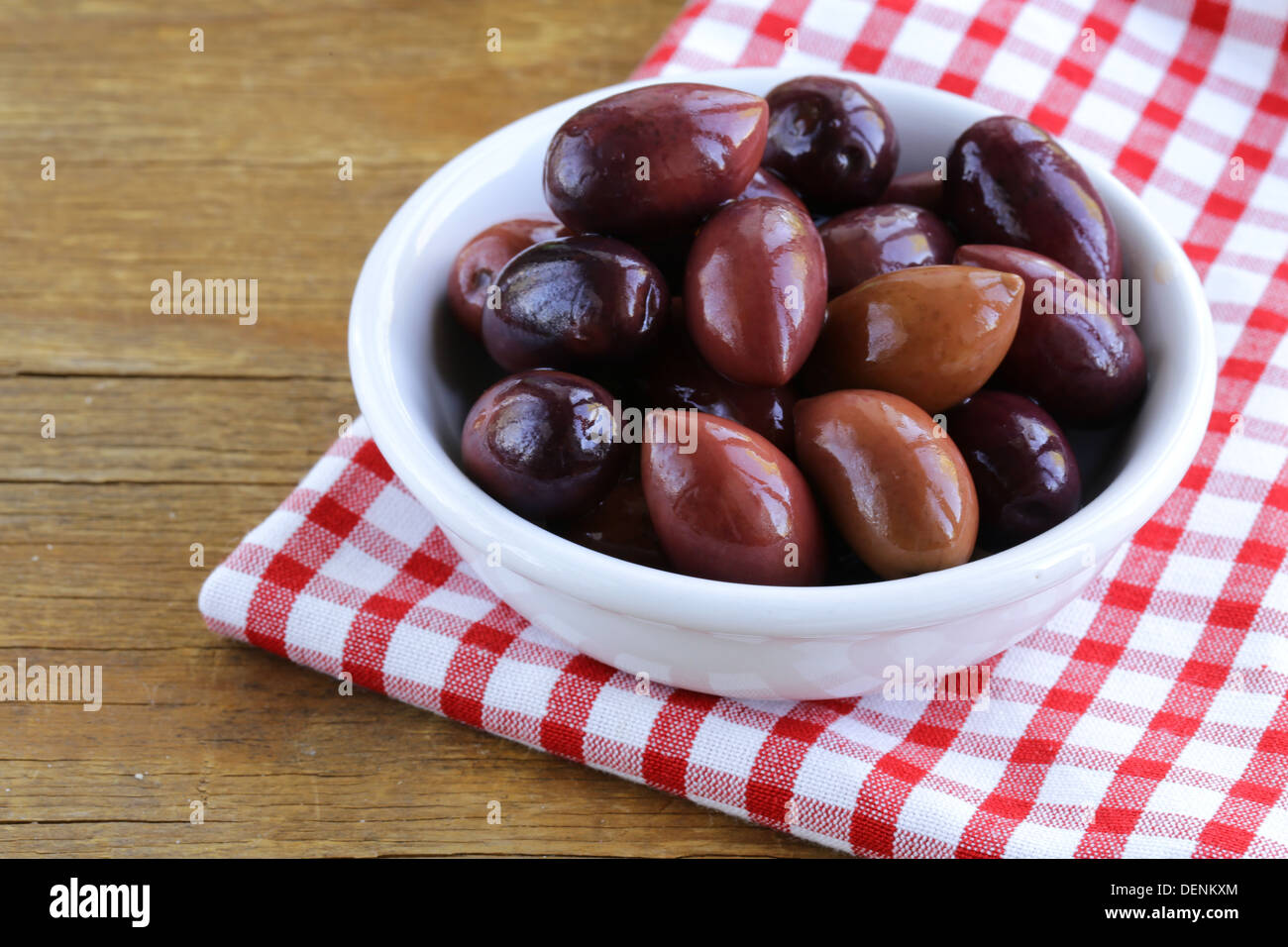 Black kalamata hi-res stock photography and images - Alamy