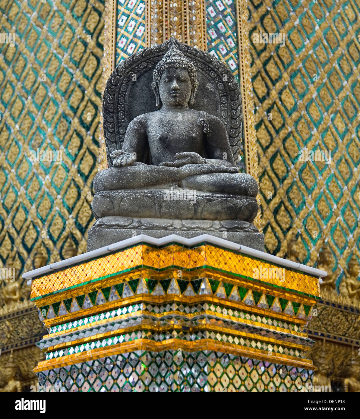 Buddhist art library hi-res stock photography and images - Alamy