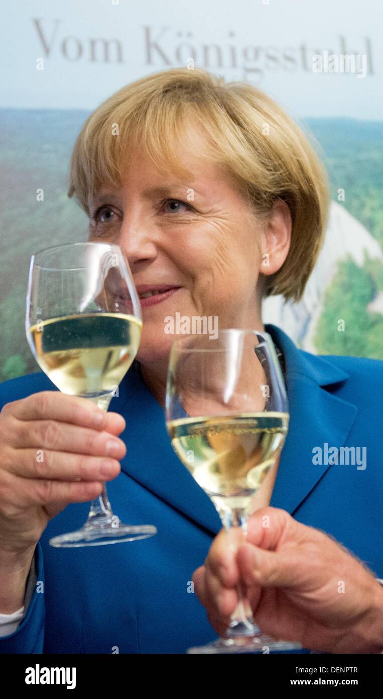 German chancellor angela merkel drinks hi-res stock photography and ...