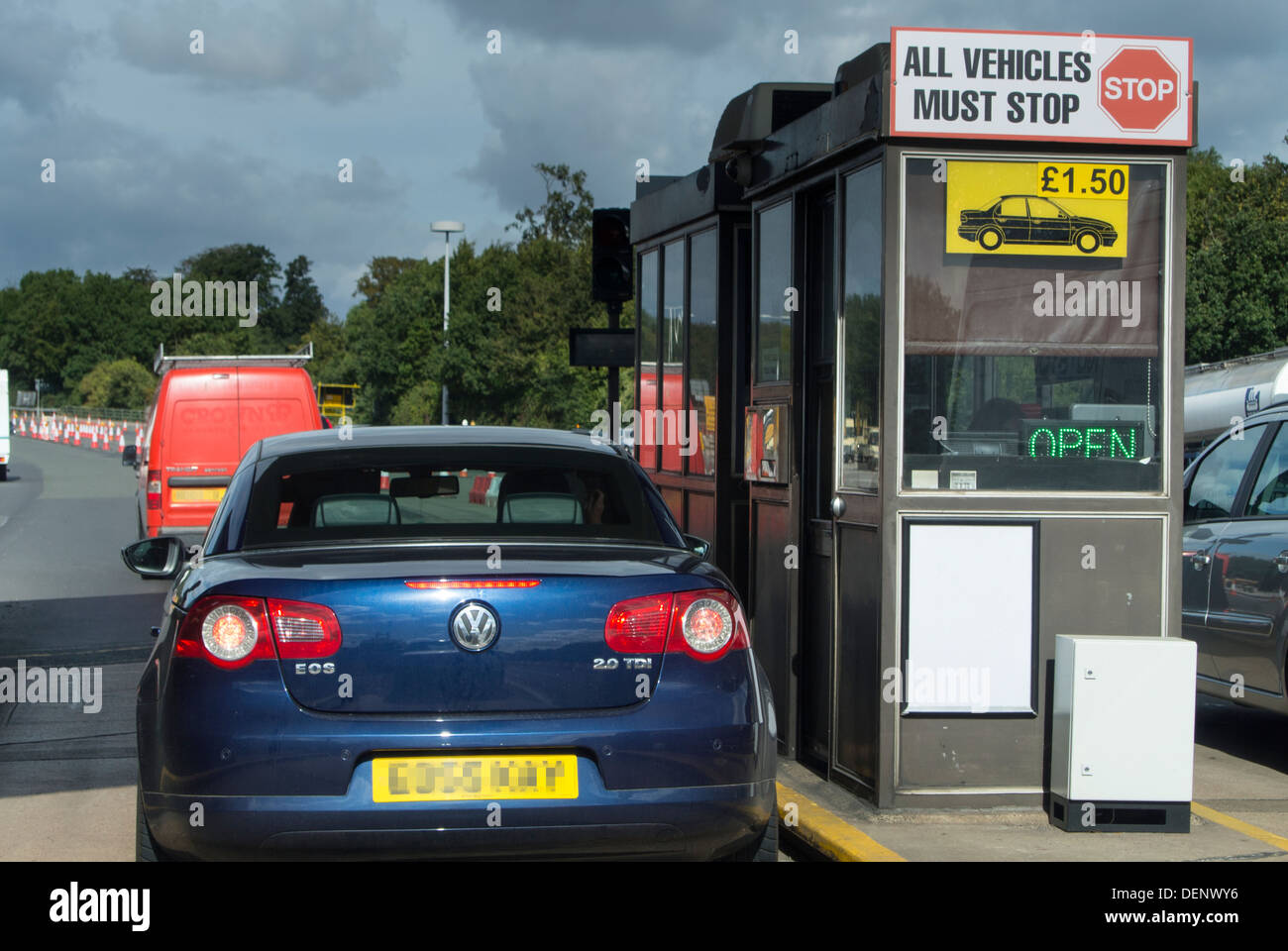 Toll booth on the Humber bridge Stock Photo - Alamy