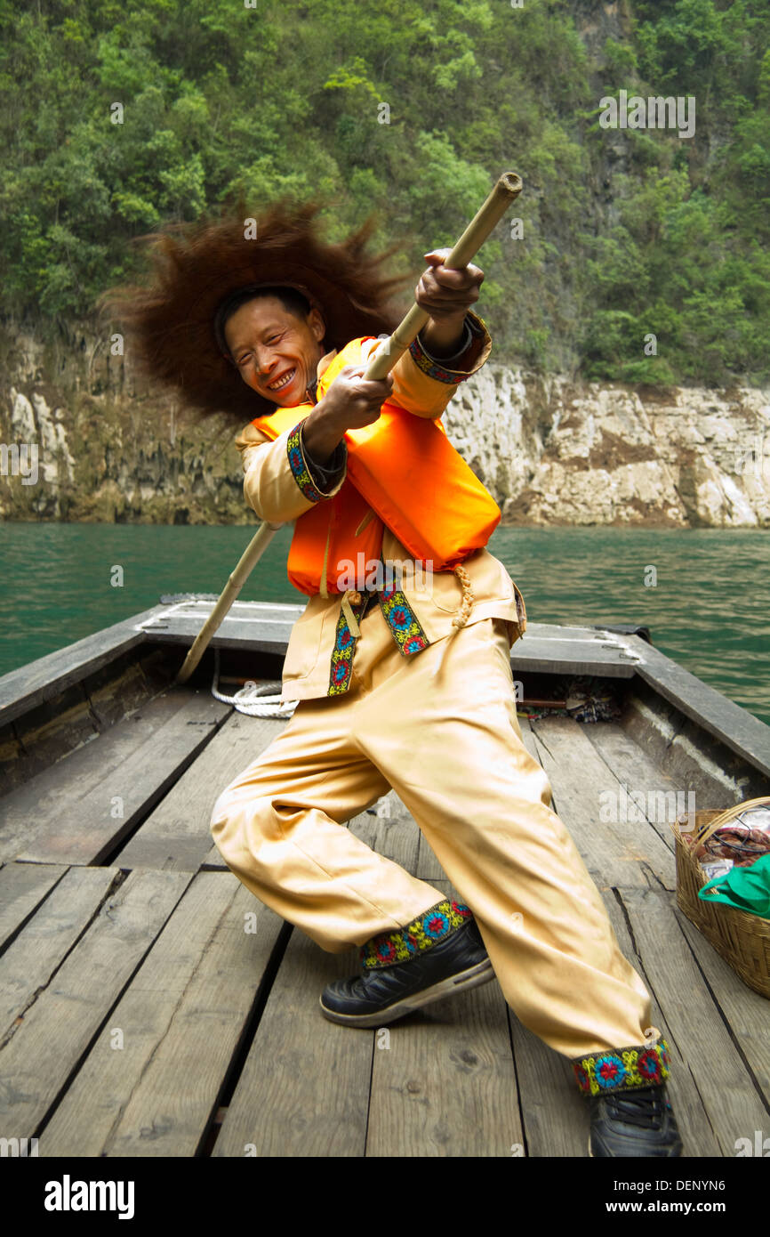 Boatman, cruising on the Yangtze River, China Stock Photo - Alamy