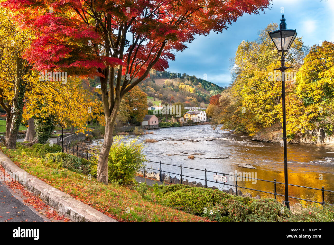 River Dee at llangollen in Denbighshire North Wales Stock Photo - Alamy