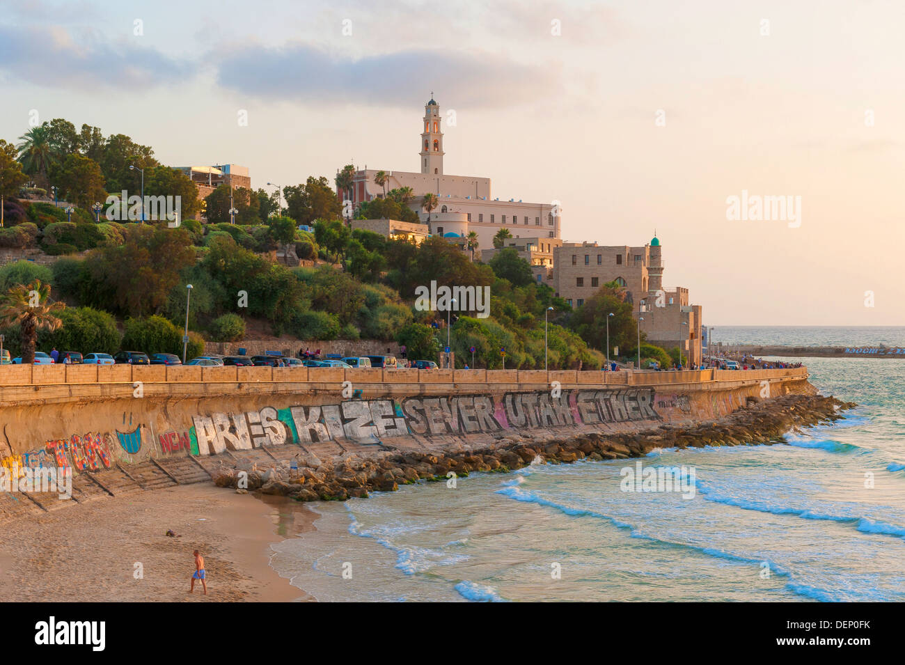 Yafo center hi-res stock photography and images - Alamy