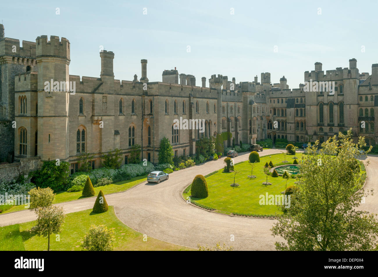 Courtyard of Arundel Castle, Arundel, Sussex, England Stock Photo - Alamy