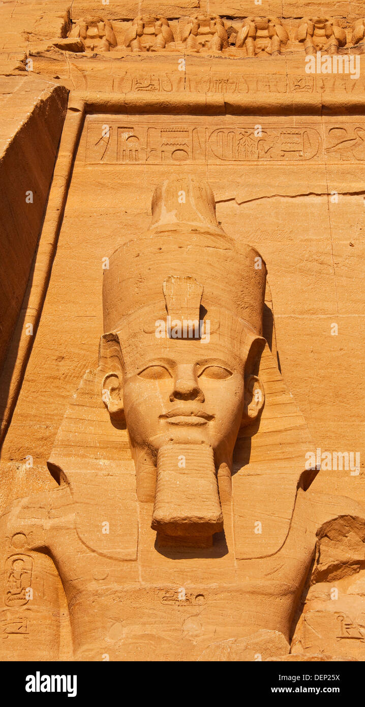 Ramesses the great statue hi-res stock photography and images - Alamy