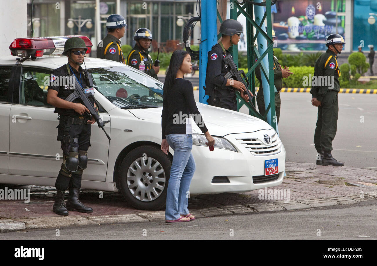 Sept. 22, 2013 - Phnom Penh, Phnom Penh, Cambodia - Armed with automatic weapons groups of ...