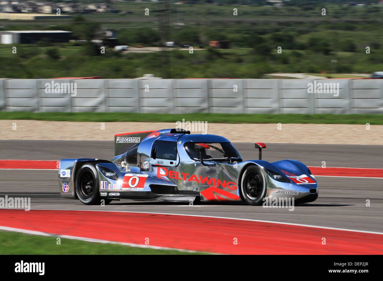 Deltawing hi-res stock photography and images - Alamy