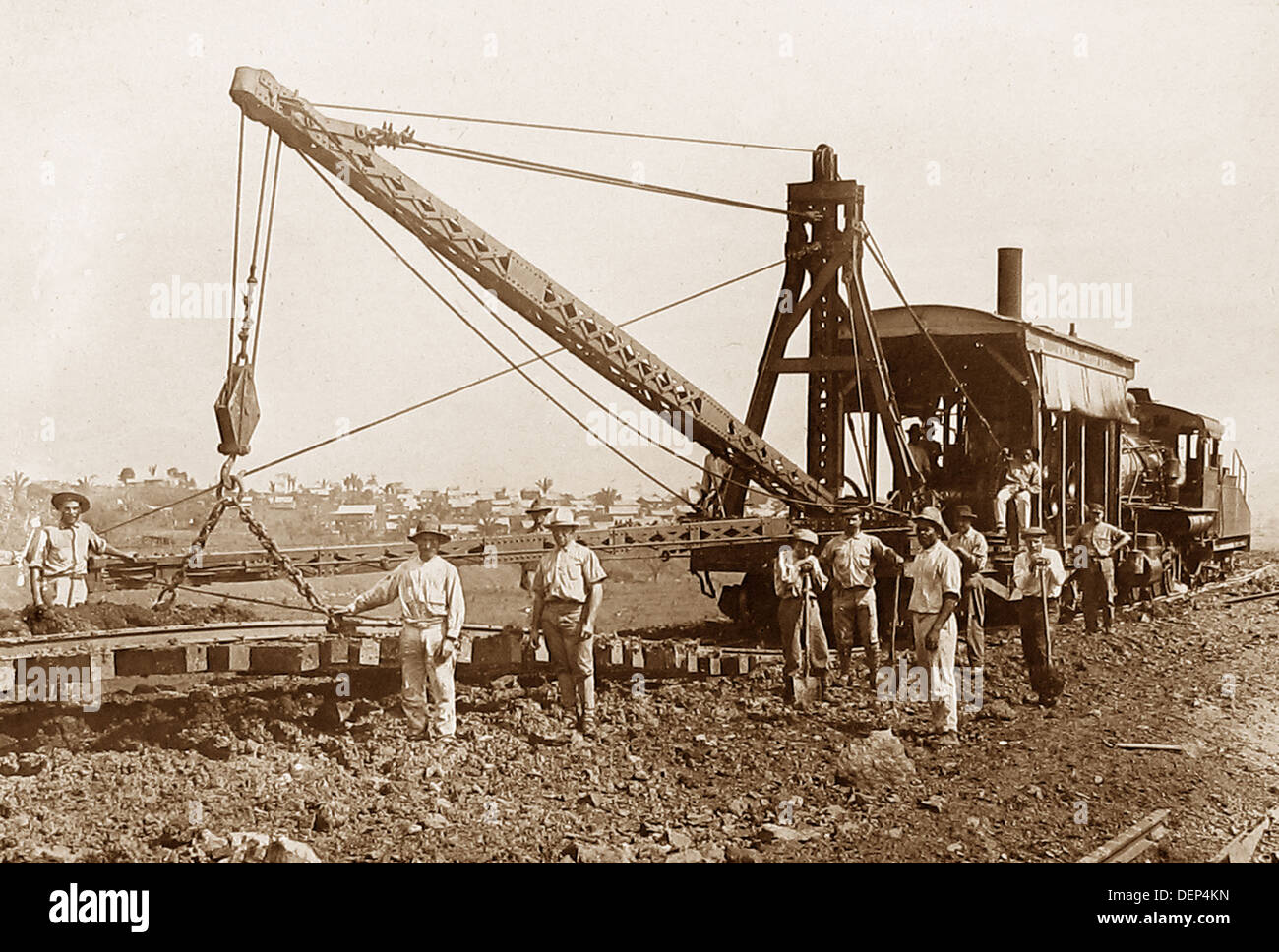 Construction of the Panama Canal - railway track mover - early 1900s ...