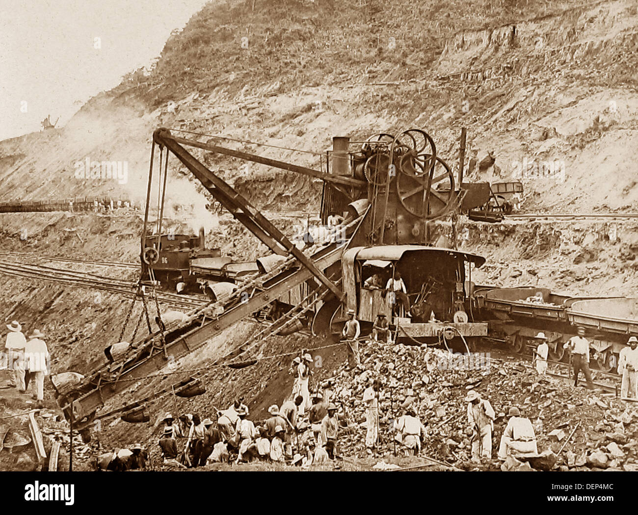 Construction of the Panama Canal - A French excavating machine - early ...