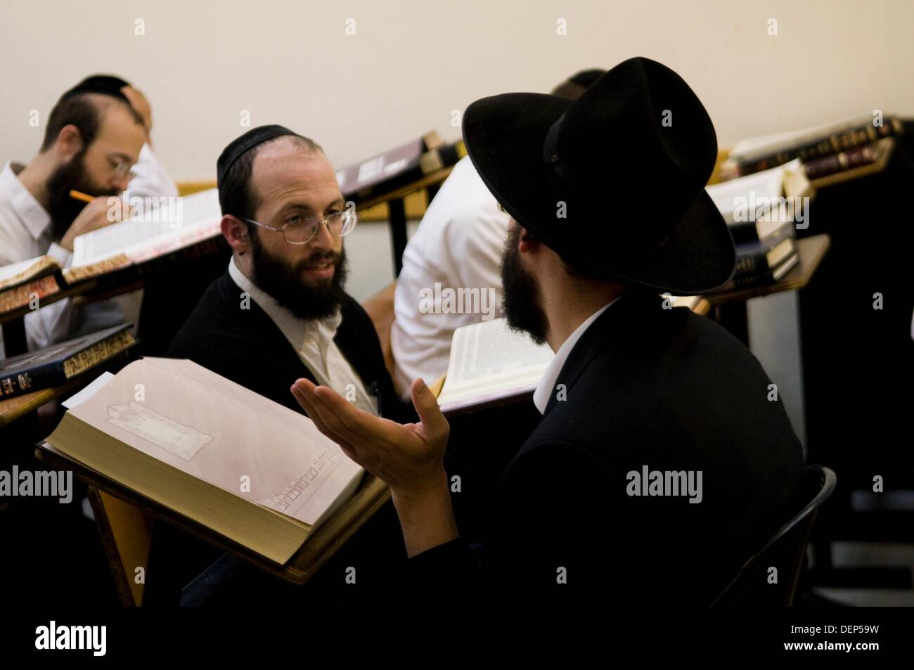 Israel bible study hi-res stock photography and images - Alamy