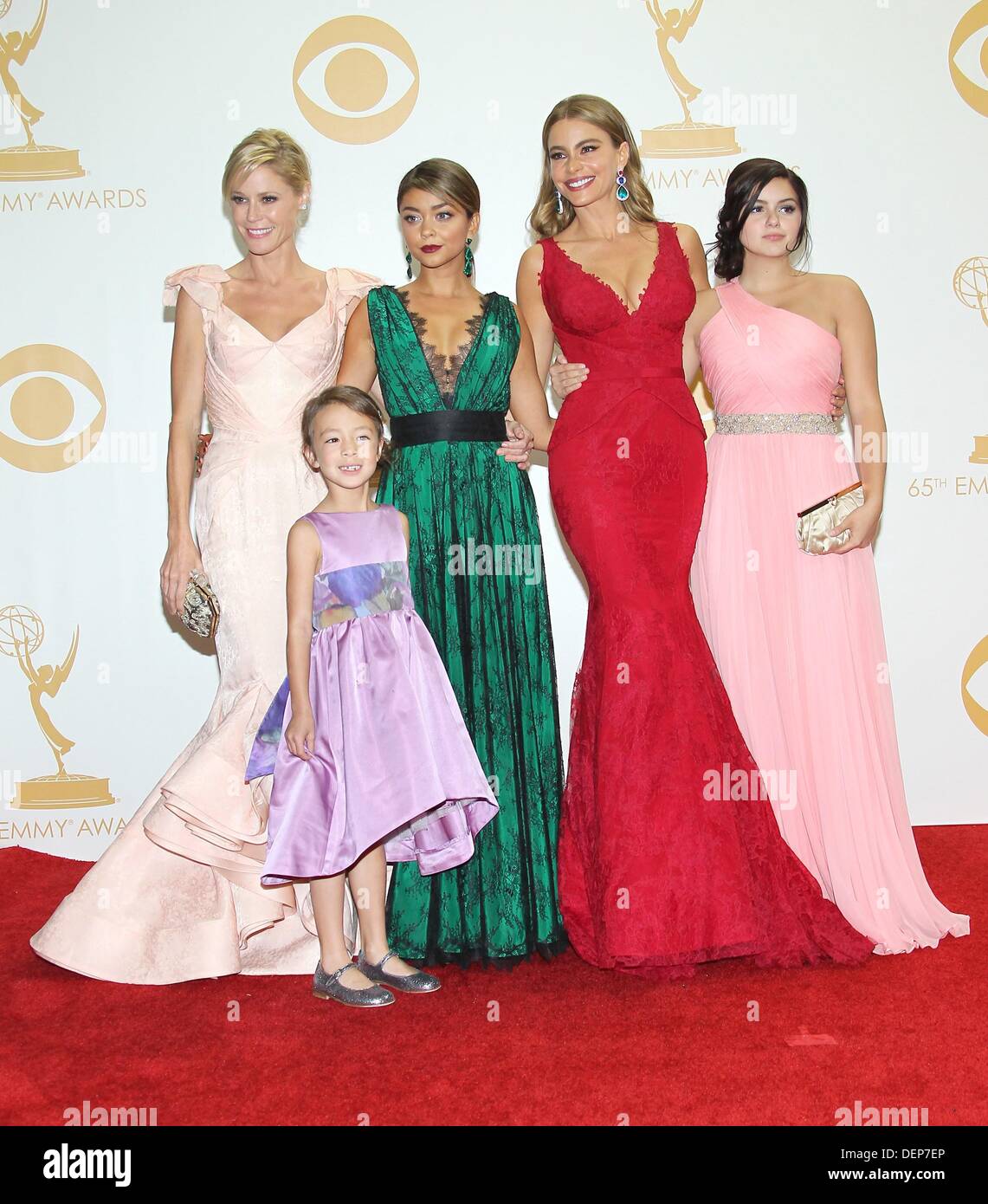 Los Angeles, CA. 22nd Sep, 2013. Julie Bowen, Aubrey Anderson-Emmons ...