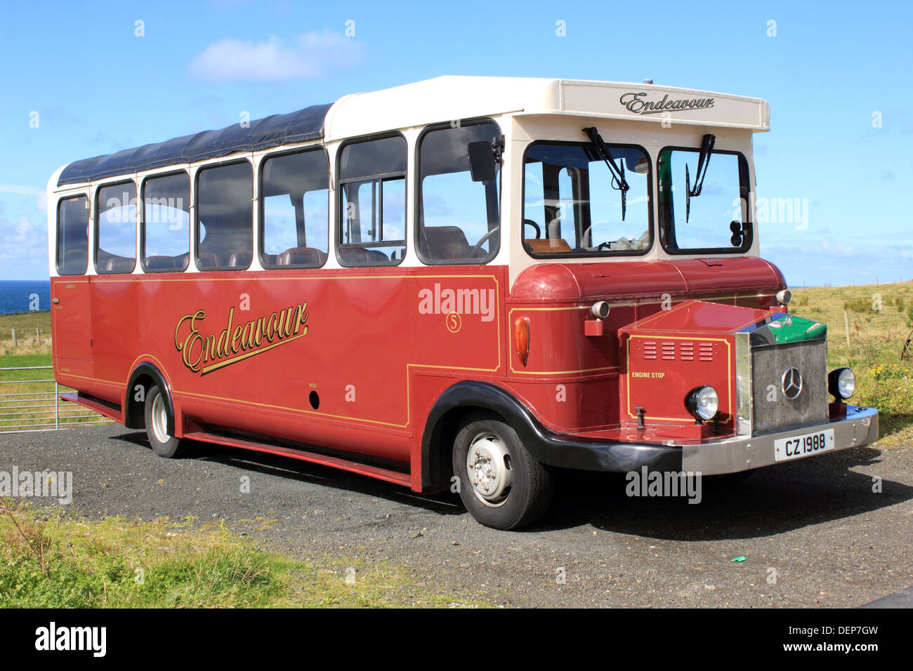 Bus northern ireland hi-res stock photography and images - Alamy