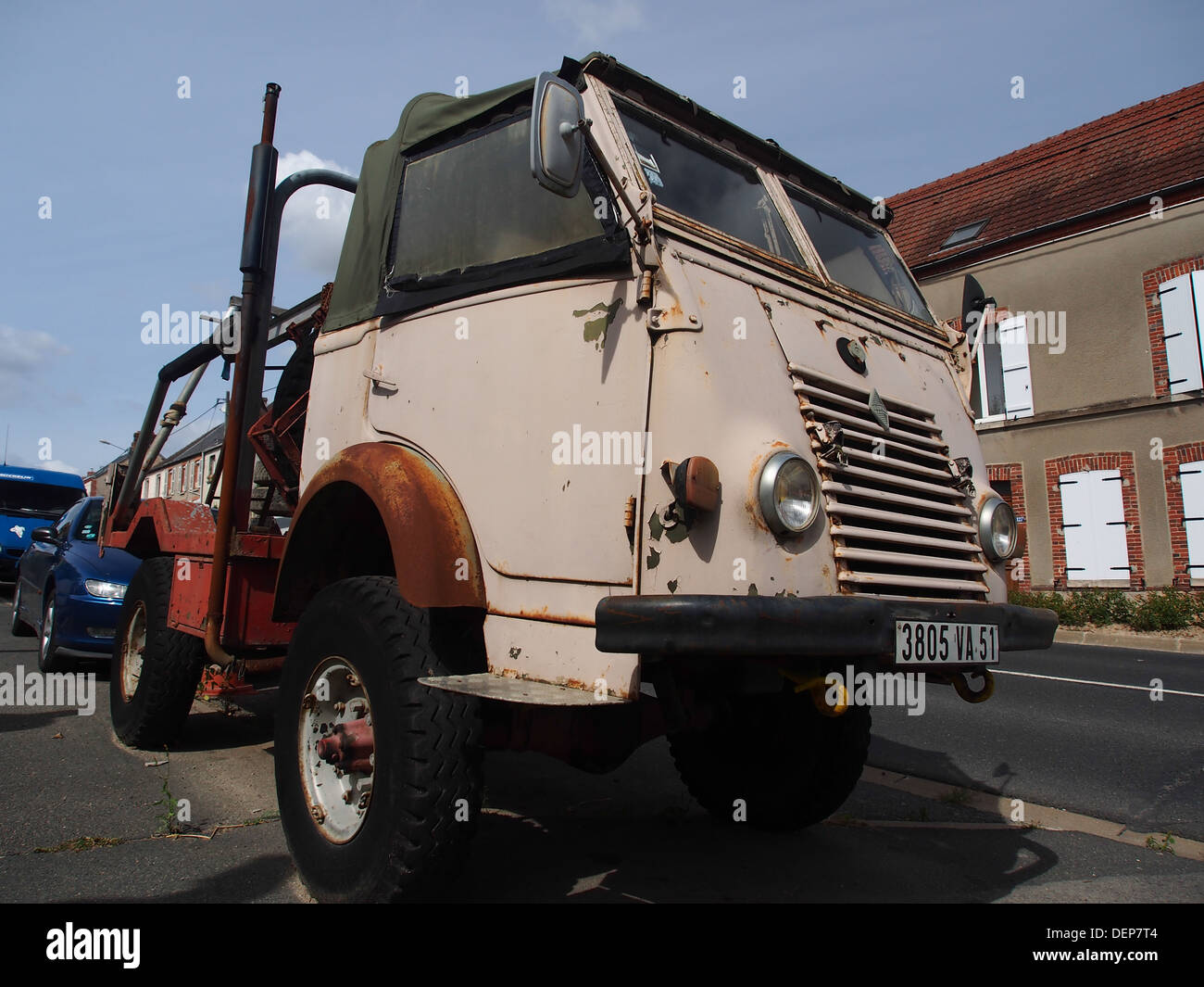 Renault Galion High Resolution Stock Photography and Images - Alamy