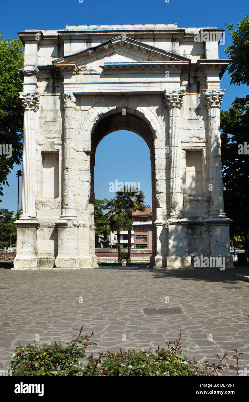 Gavi arch verona hi-res stock photography and images - Alamy