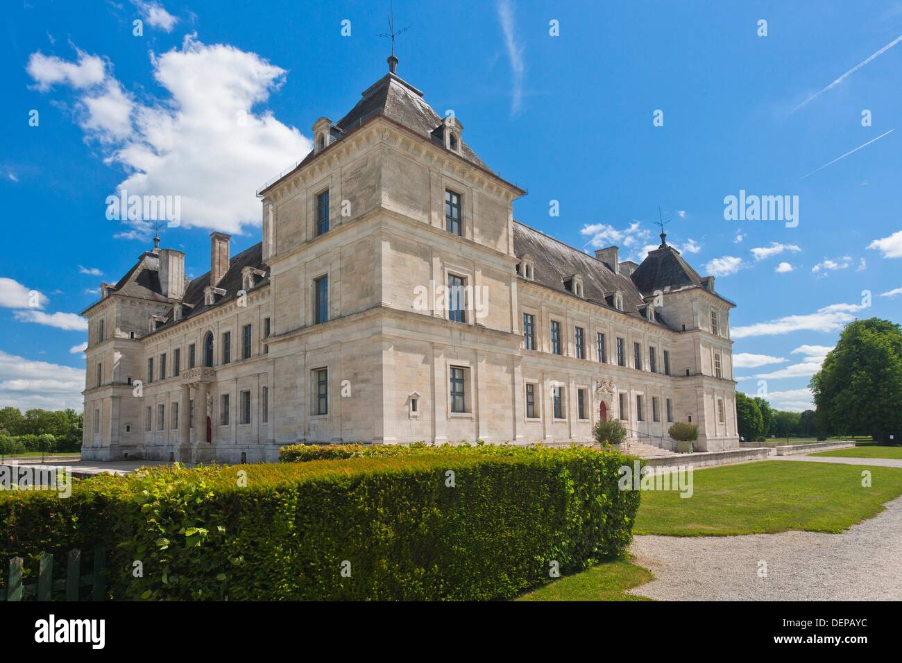 Ancy le franc hi-res stock photography and images - Alamy