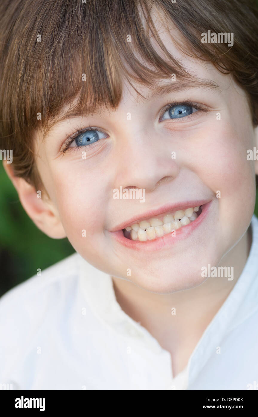 Excited boy smiling Stock Photo - Alamy