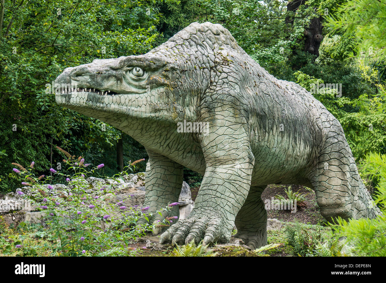 Dinosaur area (world's first sculptures of dinosaurs and extinct ...