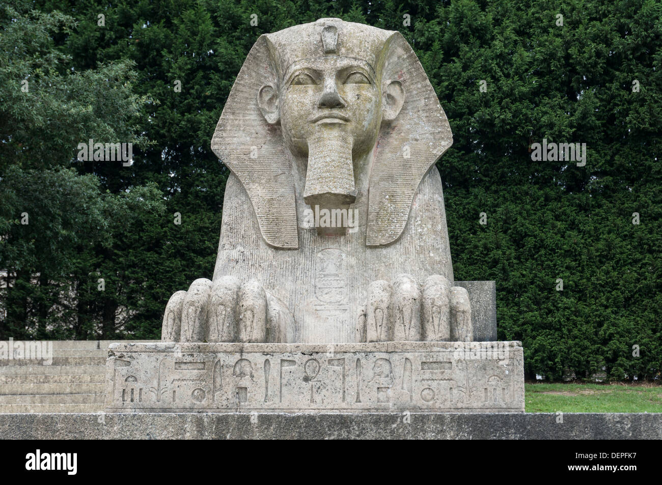 Stone sphinx statue, Crystal Palace park, London, England Stock Photo ...