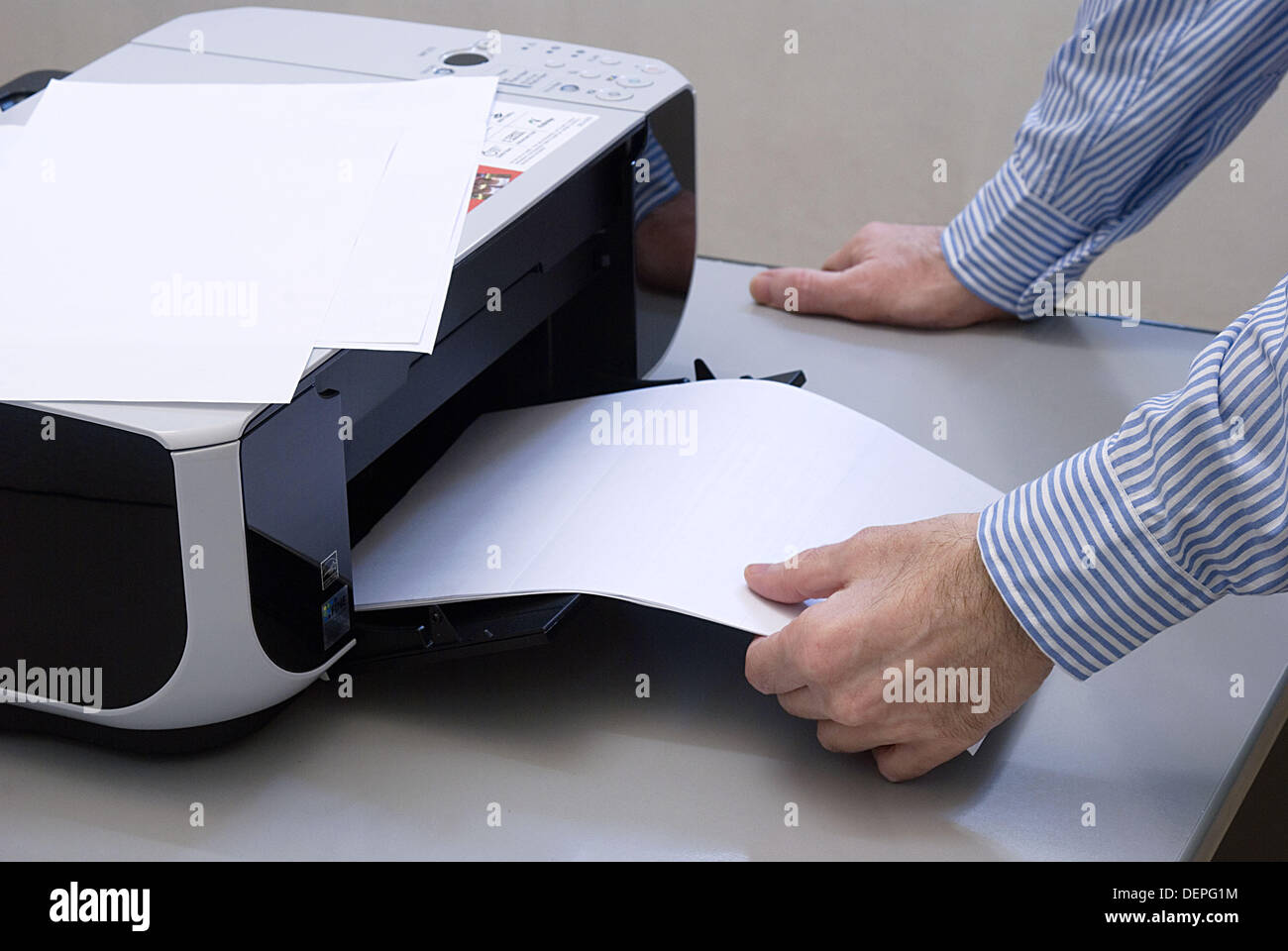 Printer man hi-res stock photography and images - Alamy