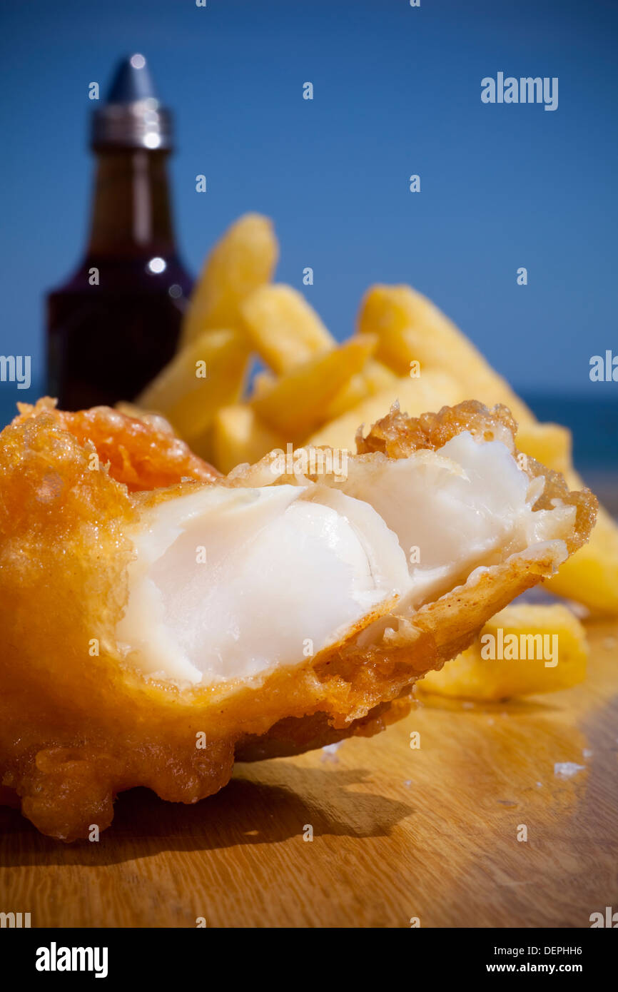 Fish and chips by sea hi-res stock photography and images - Alamy