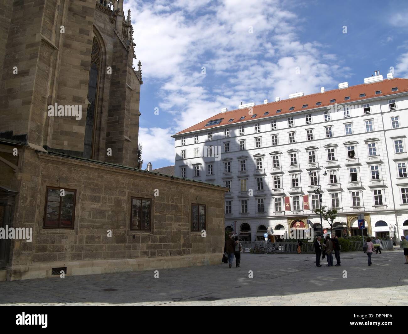Stephanplatz hi-res stock photography and images - Alamy