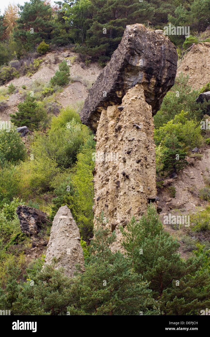 Las señoritas de Arrás Ladies of Arras, Valle de Tena, Aragon, spain ...