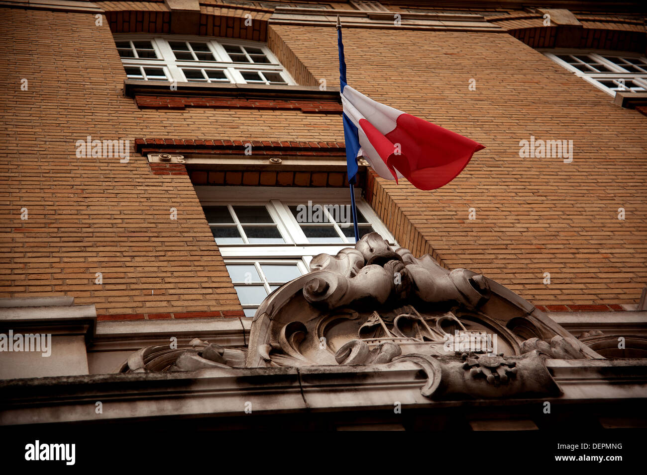 Charles de gaulle france flag hi-res stock photography and images - Alamy