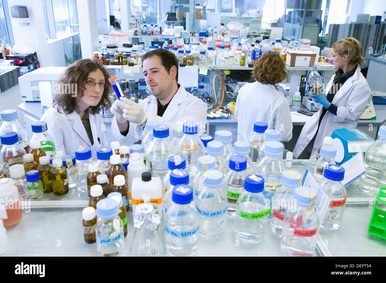 Biopharmacy hi-res stock photography and images - Alamy