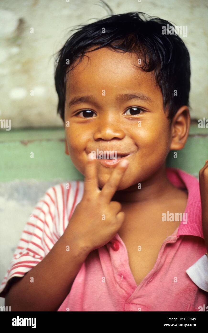 Smile archly hi-res stock photography and images - Alamy
