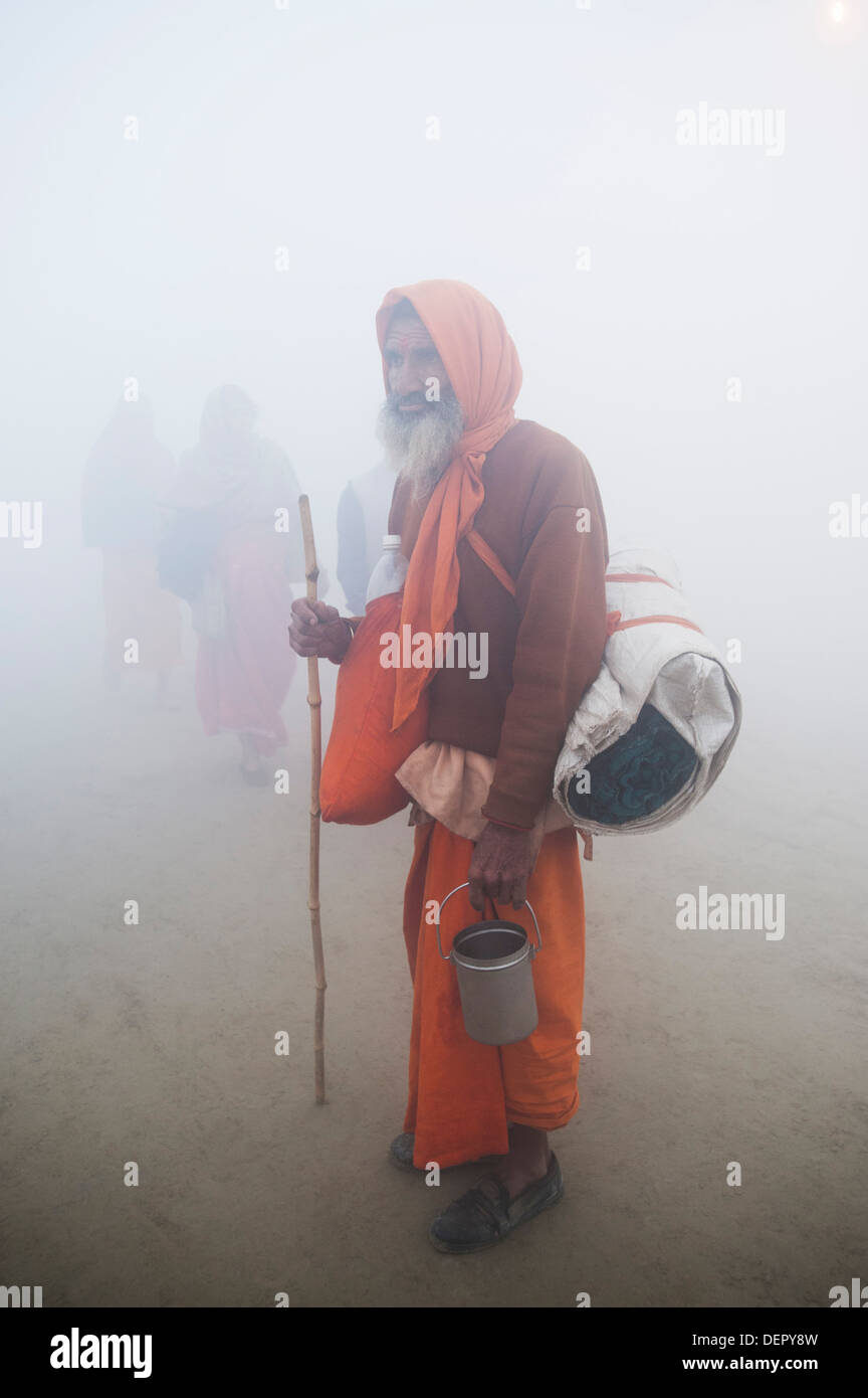 Sadhu dress hi-res stock photography and images - Alamy