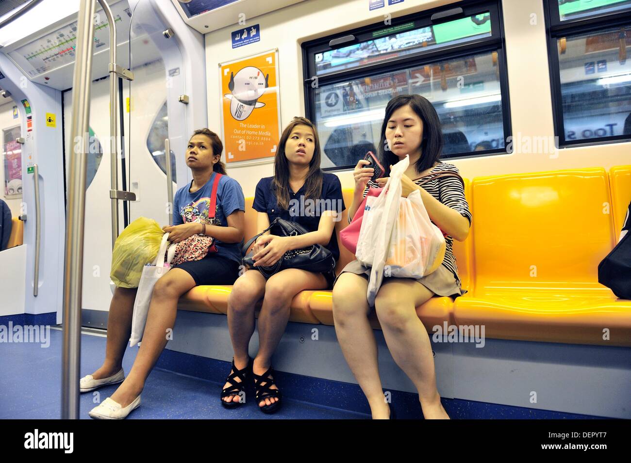 Young women in subway bangkok hi-res stock photography and images - Alamy