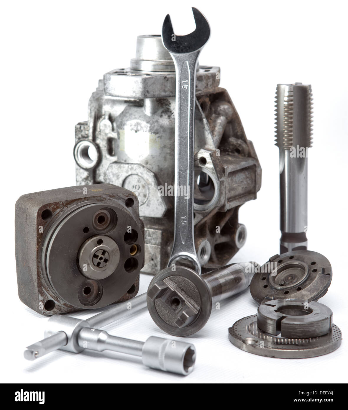 Tool breakage hi-res stock photography and images - Alamy