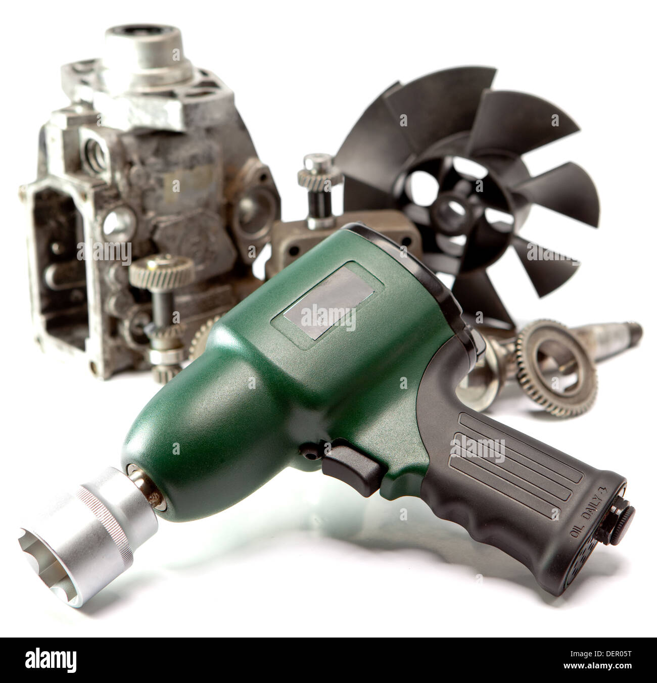 Car repair - details of the pump of high pressure, air impact wrench ...