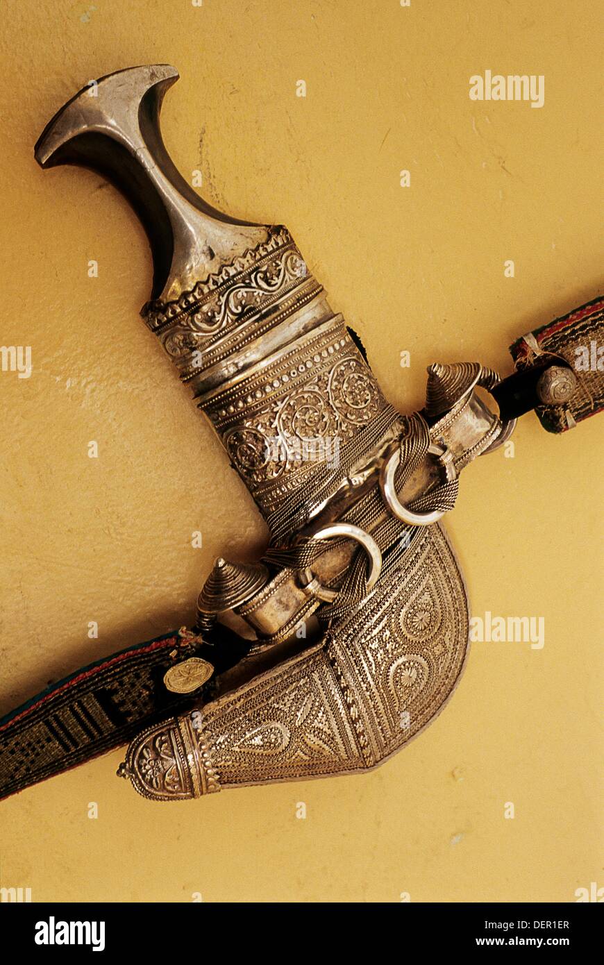 Khanjar hi-res stock photography and images - Alamy