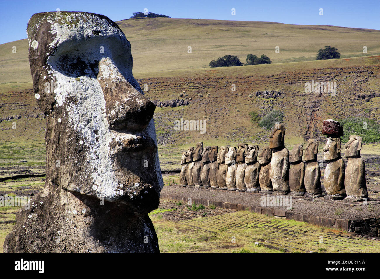15 moais hi-res stock photography and images - Alamy