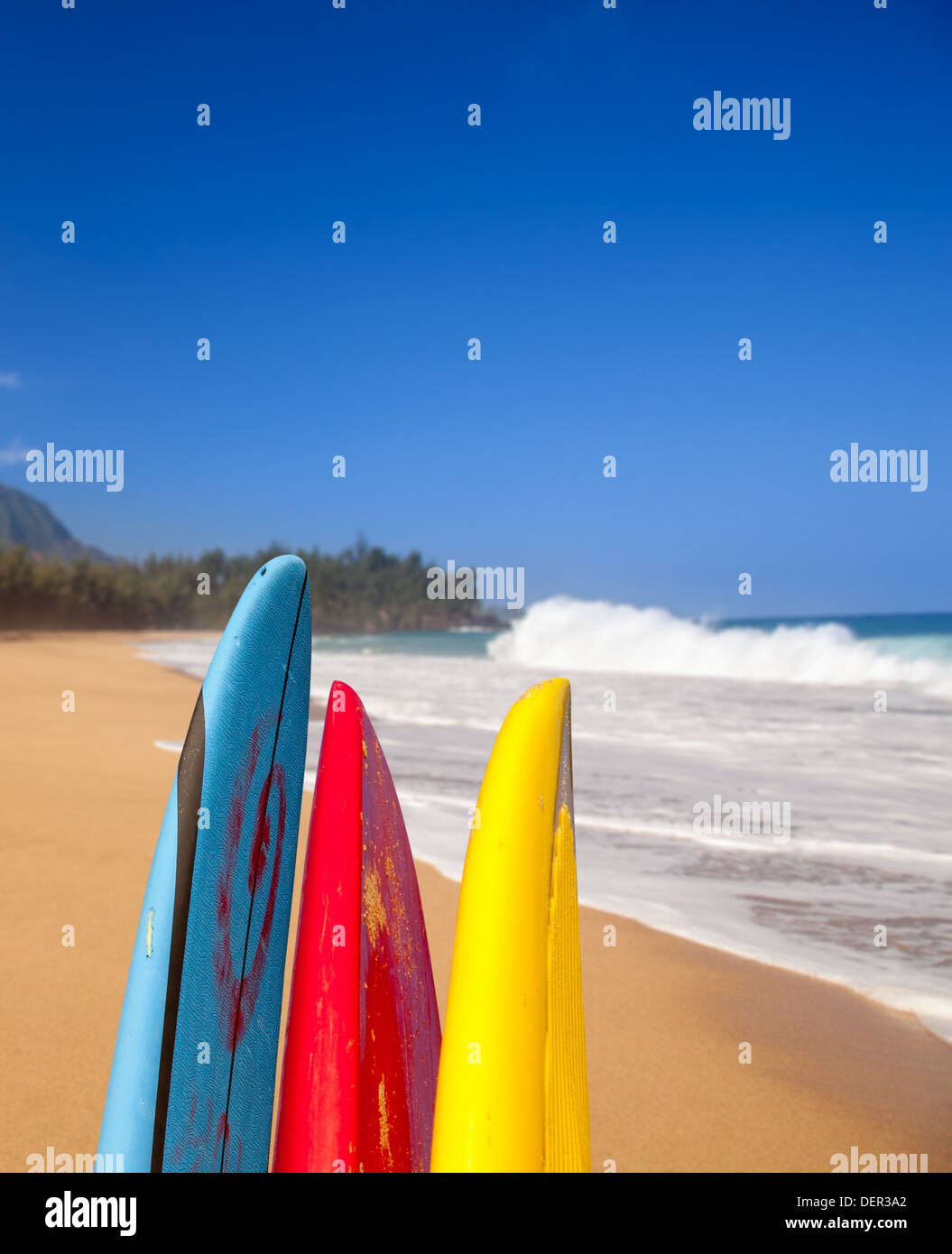 Surfboards and waves at Lumahai beach in Kauai, Hawaii Stock Photo - Alamy