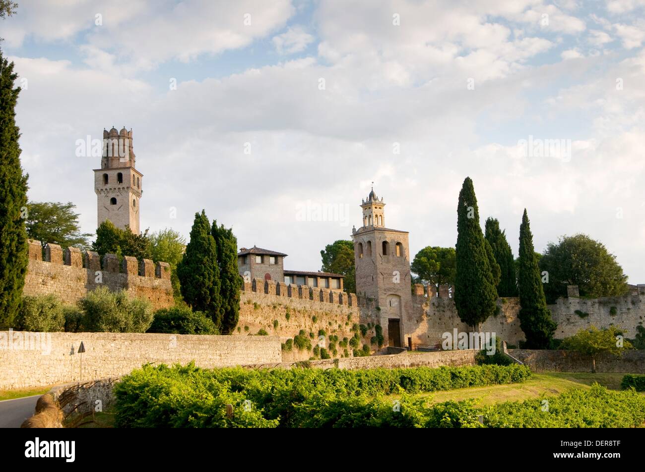 Italy castle susegana hi-res stock photography and images - Alamy