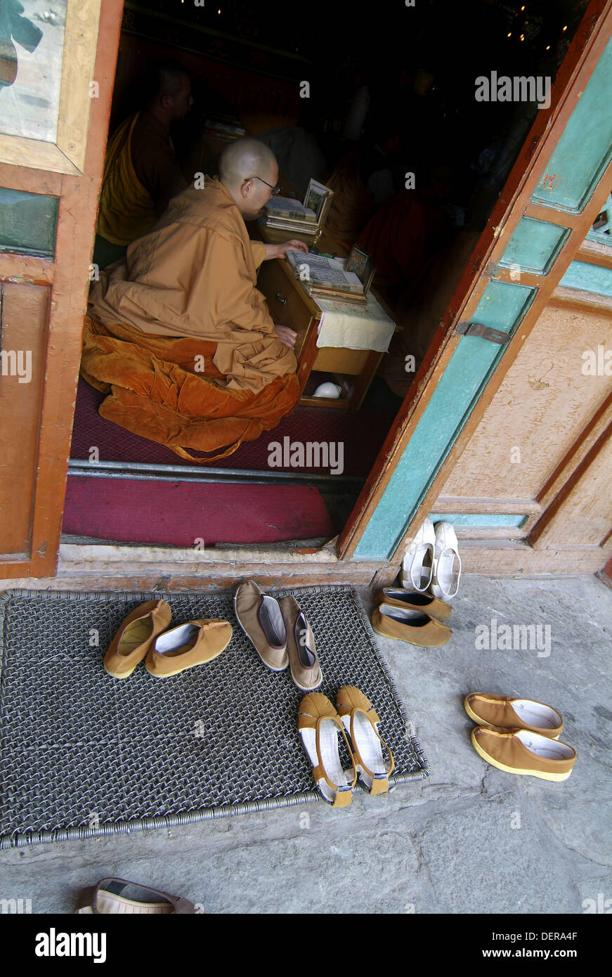 Tayuan temple hi-res stock photography and images - Alamy
