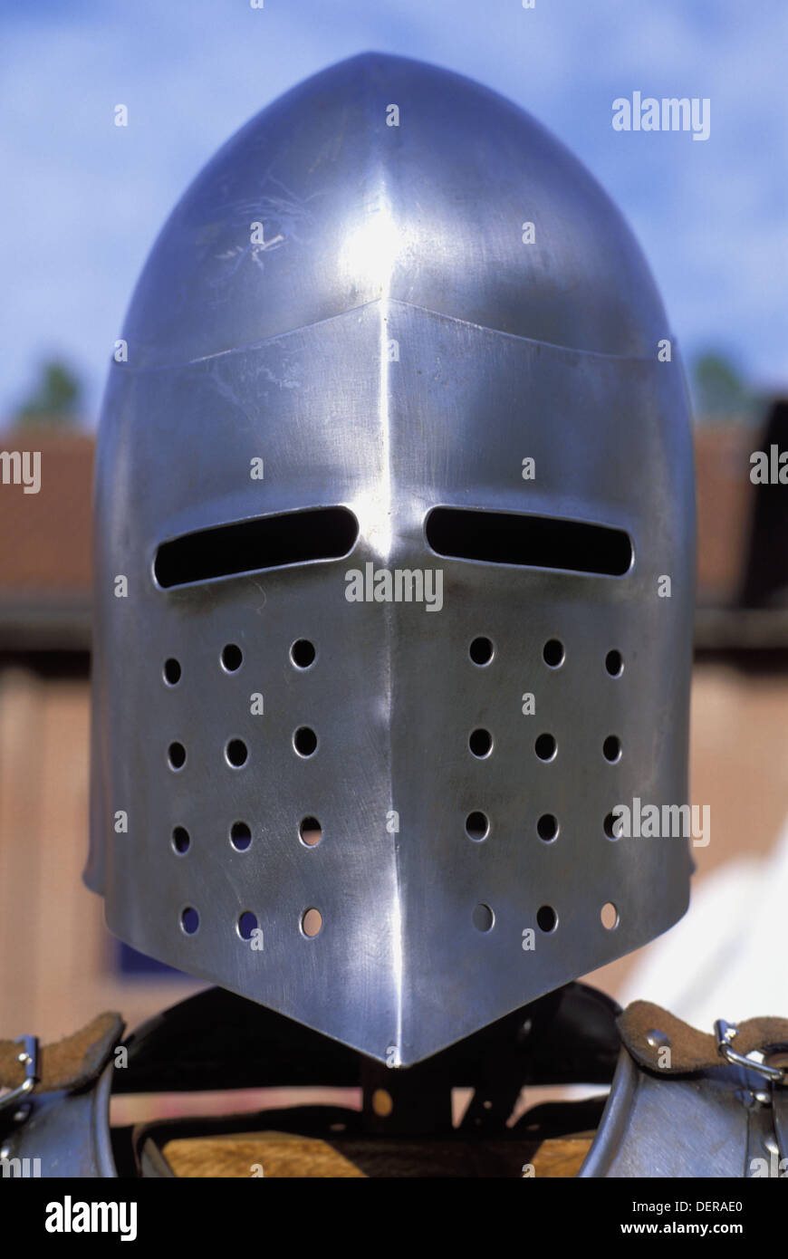 Medieval headgear hi-res stock photography and images - Alamy