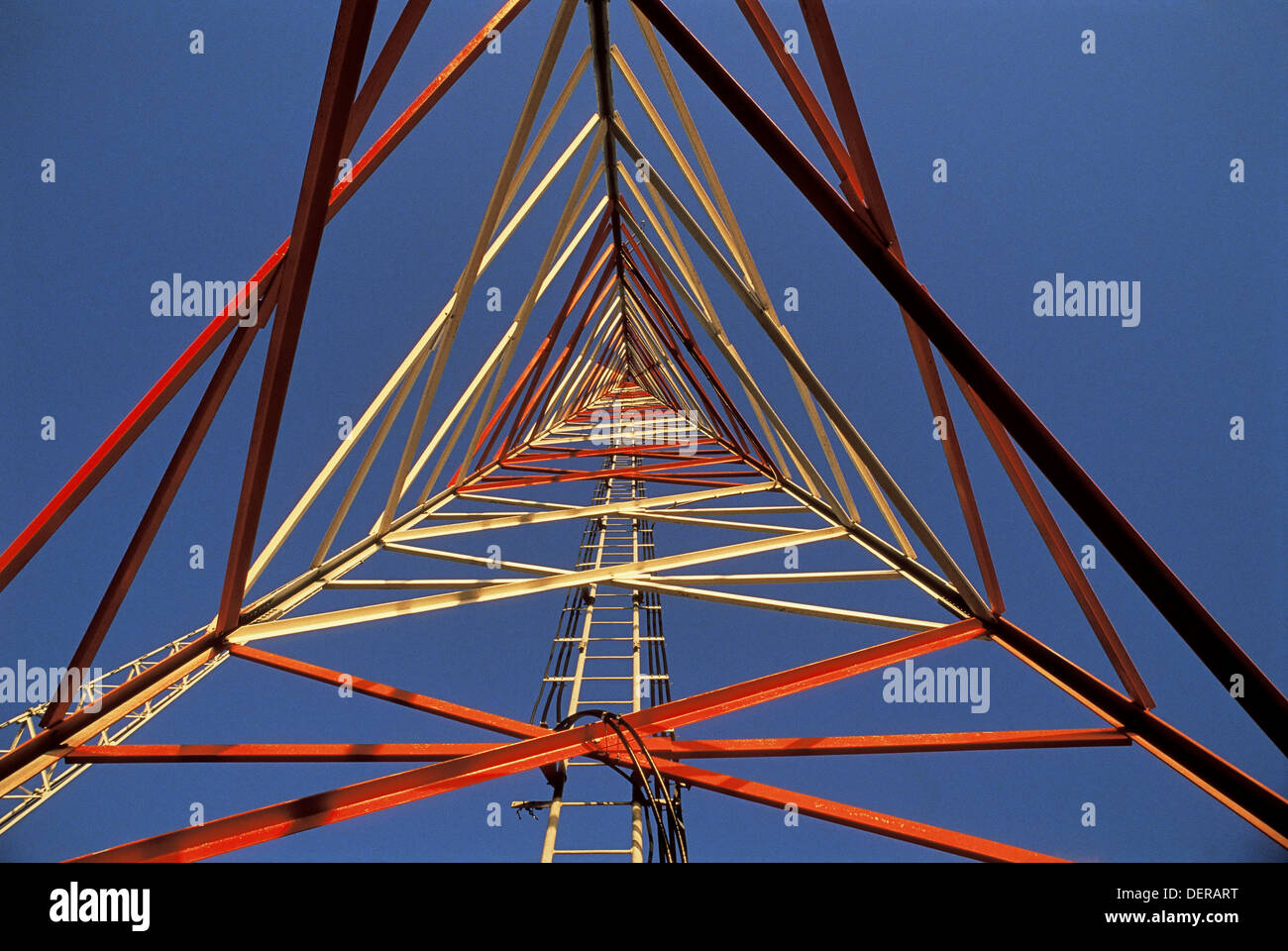 Radio transmission tower hi-res stock photography and images - Alamy