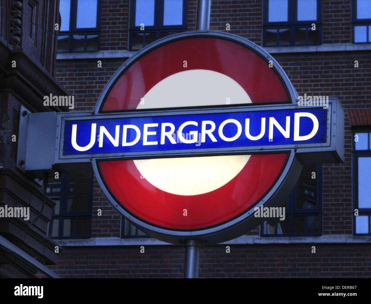 Covent garden england hi-res stock photography and images - Alamy