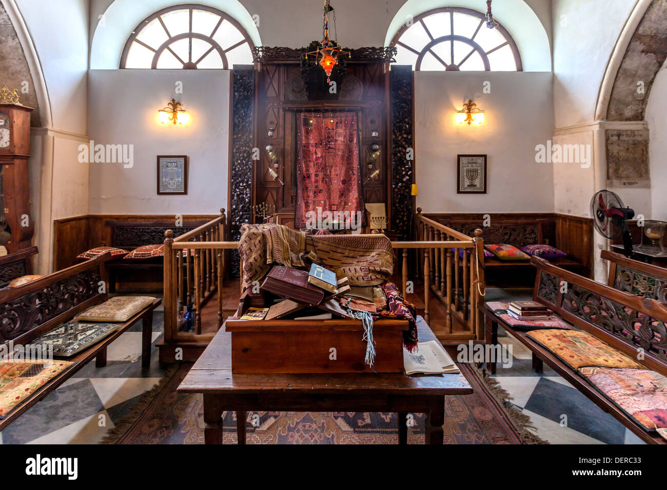 Crete chania synagogue hi-res stock photography and images - Alamy