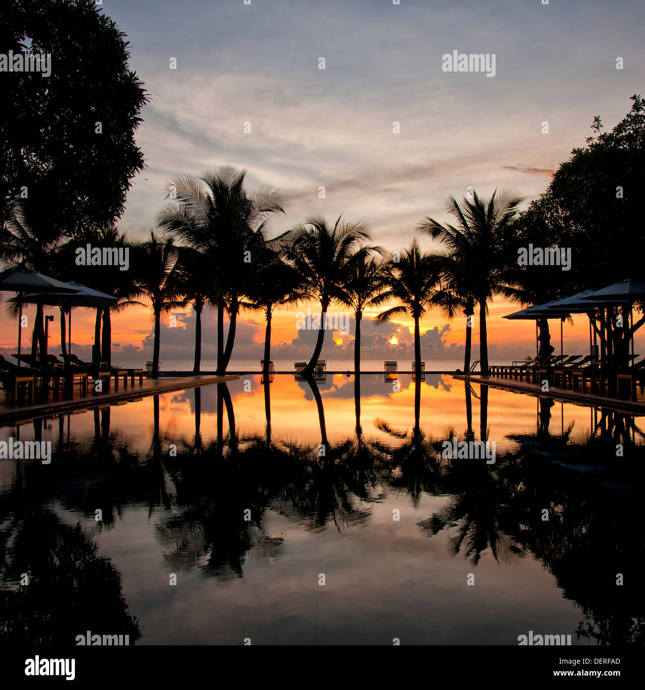Lovely sunset over the infinity pool. Gulf of Thailand Stock Photo - Alamy