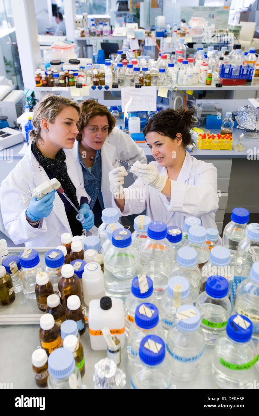 Biopharmacy High Resolution Stock Photography and Images - Alamy