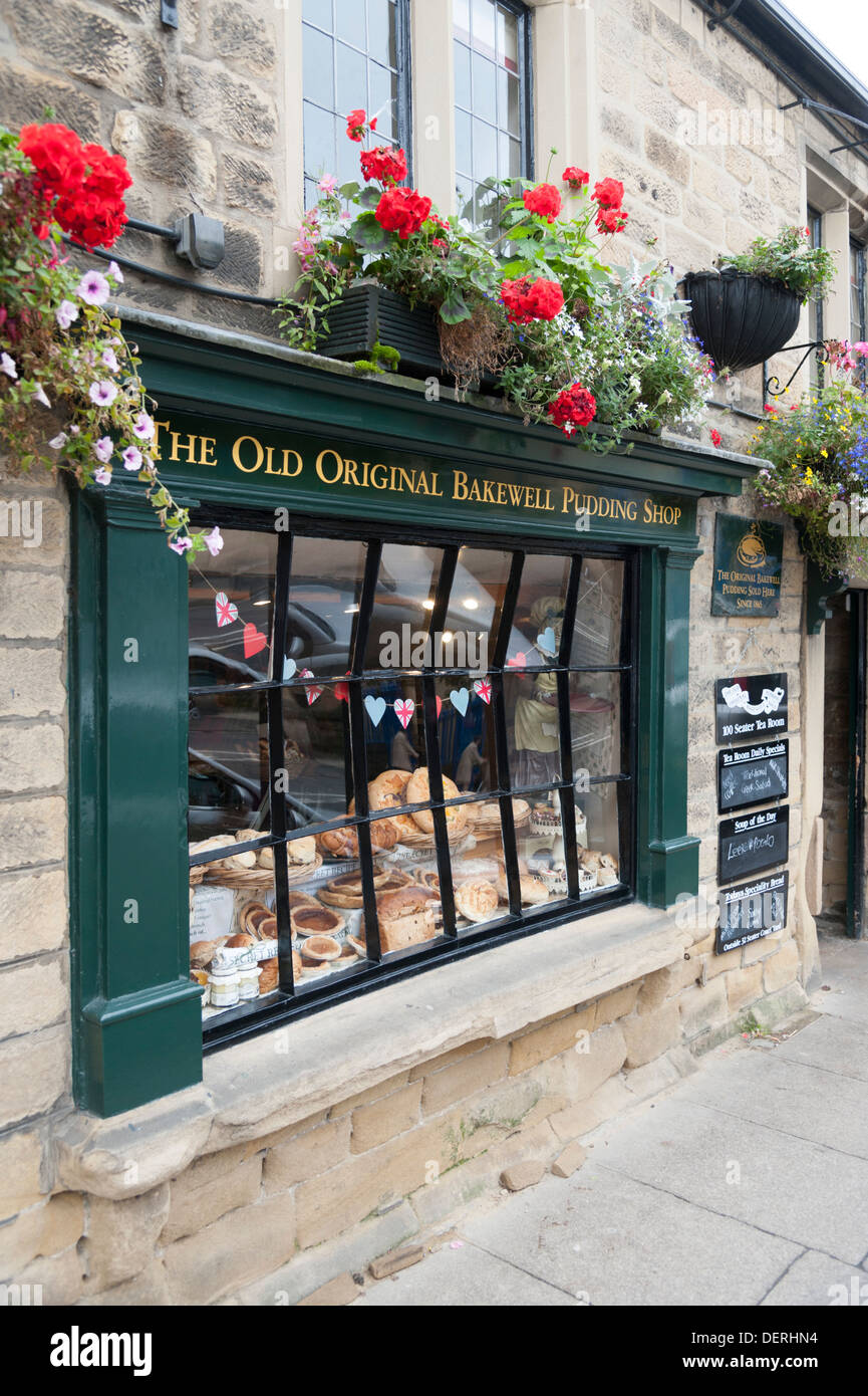 The window of the Original Bakewell Pudding Shop Bakewell Derbyshire UK ...