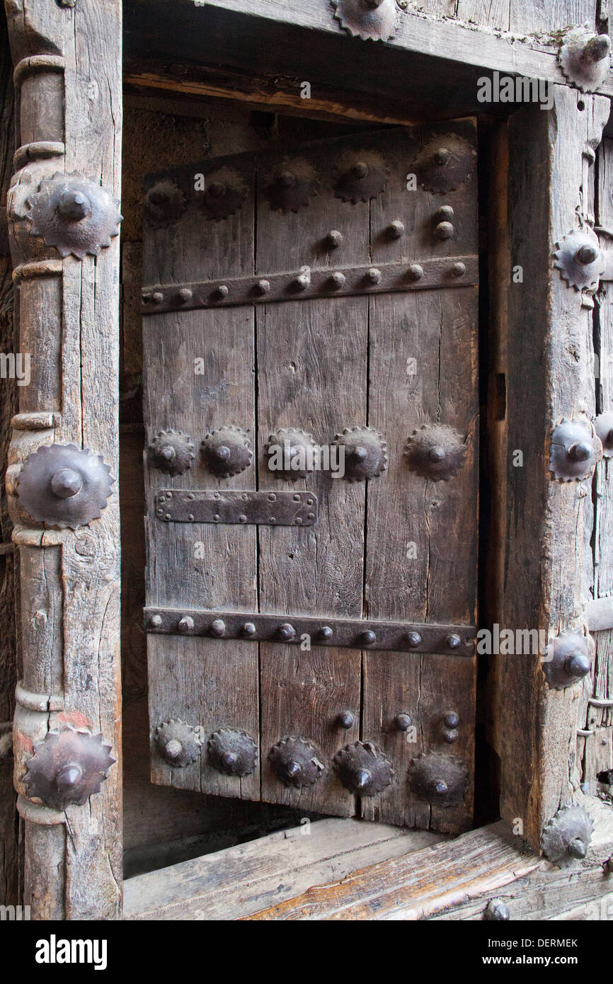 Ancient fort window hi-res stock photography and images - Alamy